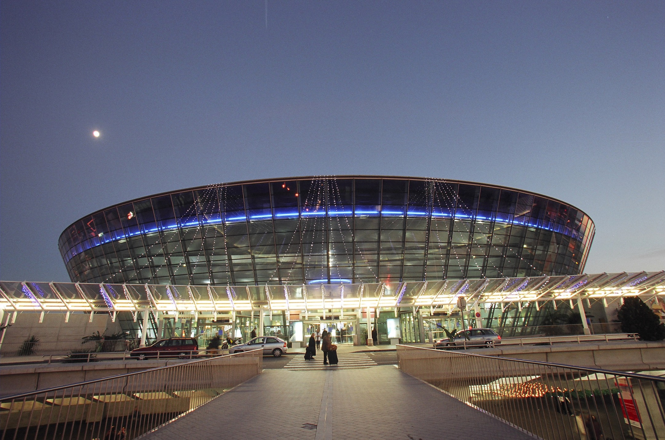 Nice Cote D Azur Airport To Bring Passengers Apple Maps Passenger Nice Cote D Azur Airport To Bring Passengers Apple Maps Passenger