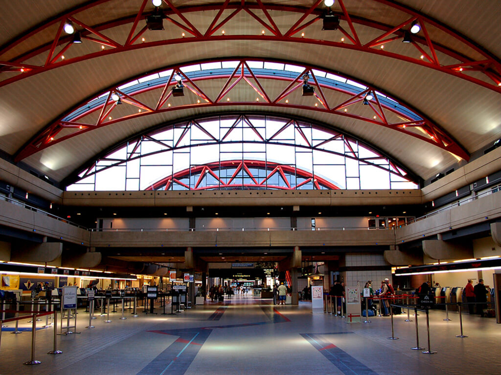 Asian-themed restaurant Shōjō opens in Boston Airport Terminal C ...