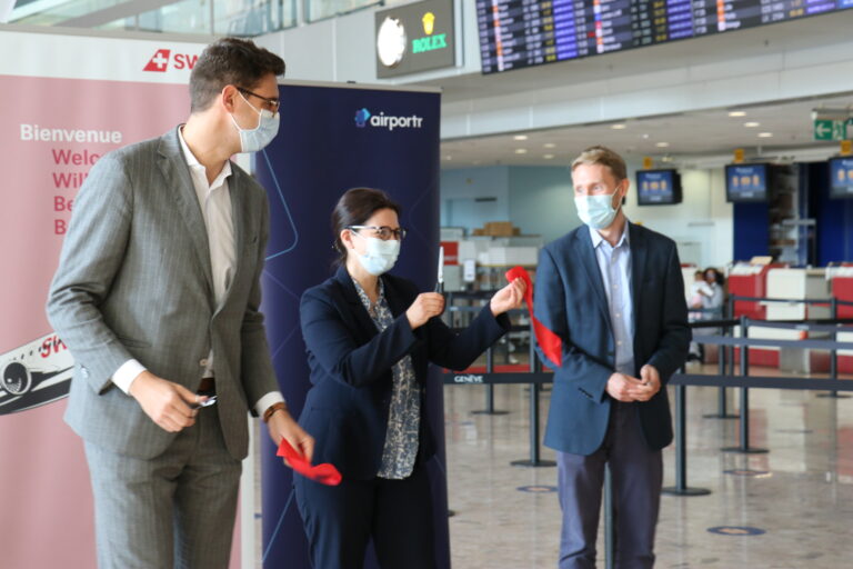 Swiss Airlines to offer home baggage collection for Geneva Airport ...