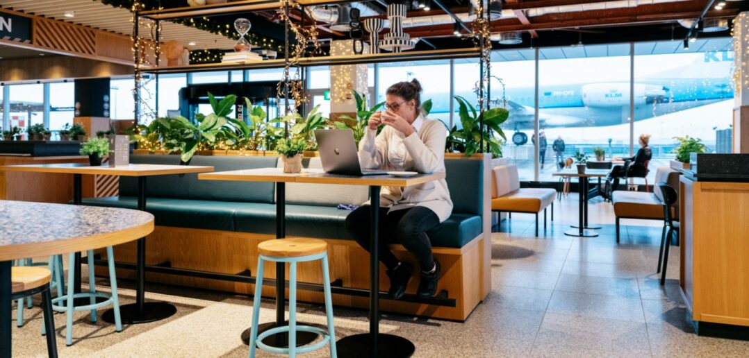 Schiphol opens Spaces Lounge and Panorama Restaurant - Passenger ...