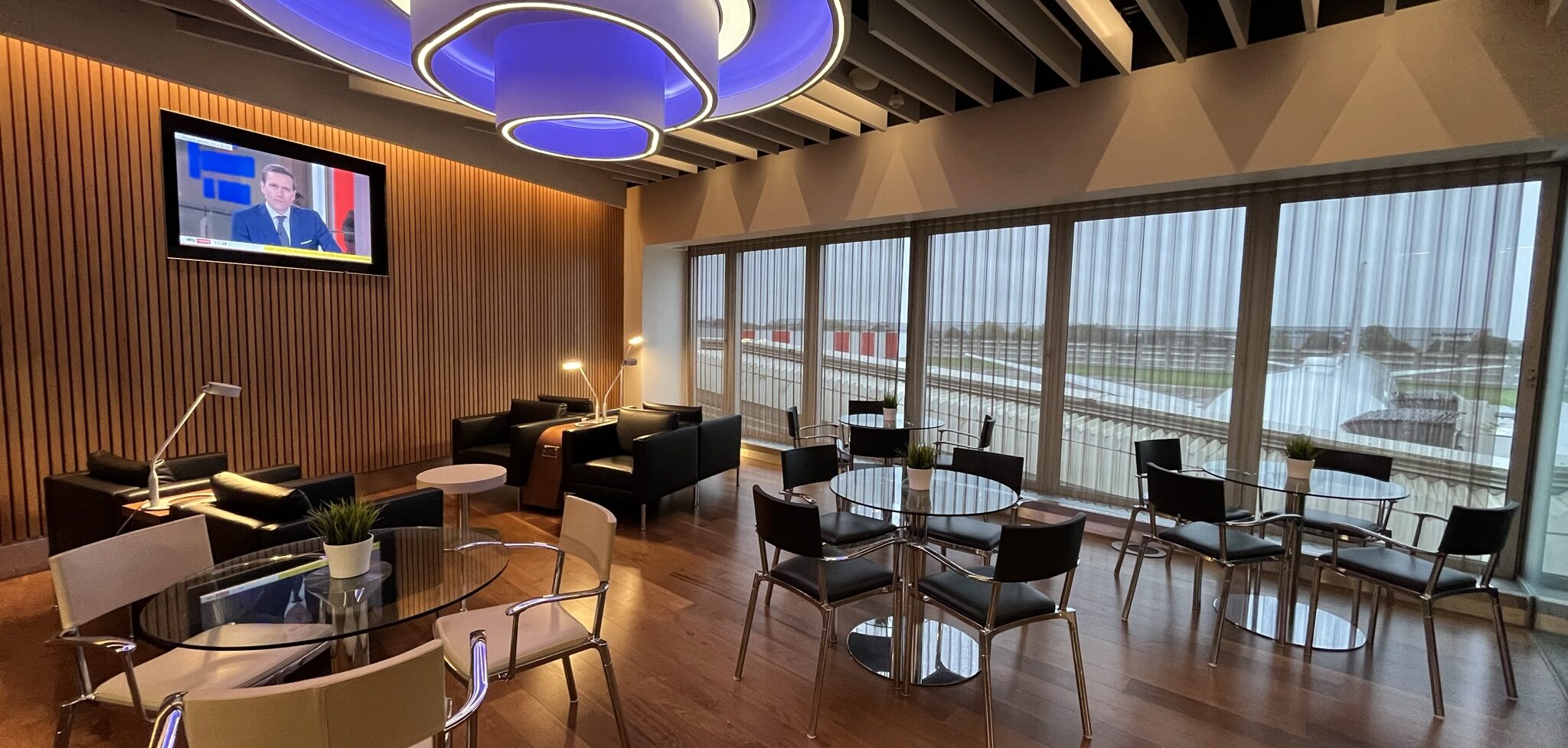Plaza Premium Group opens Blush Lounge at Heathrow Airport | Passenger ...