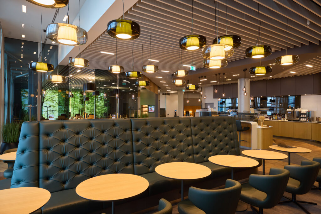 Lufthansa unveils upgraded lounge at London Heathrow | Passenger ...