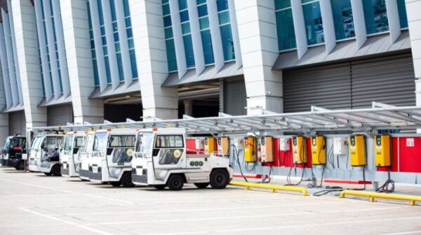 JFK Airport's New Terminal One to deploy shared all-electric ground ...