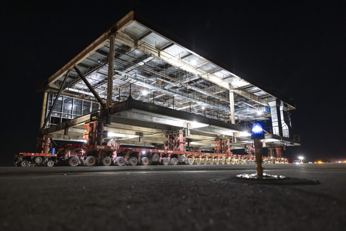 VIDEO: DFW Airport moves six megastructure modules for Terminal C ...