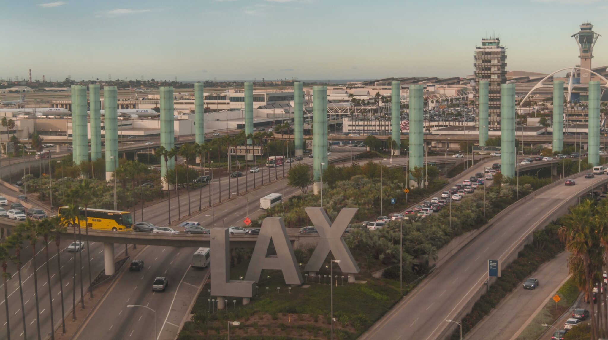 LAX awards US$604m construction contract for roadways improvement ...