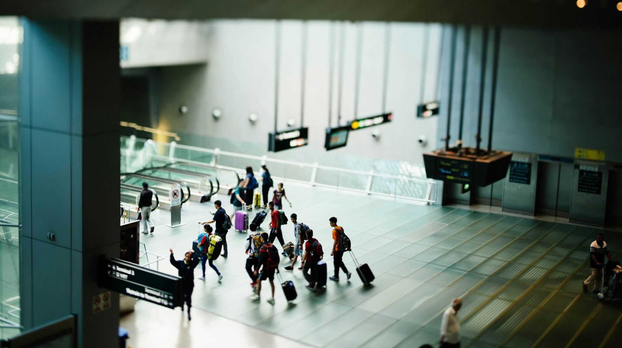 UK launches funding program for new airport security technology ...
