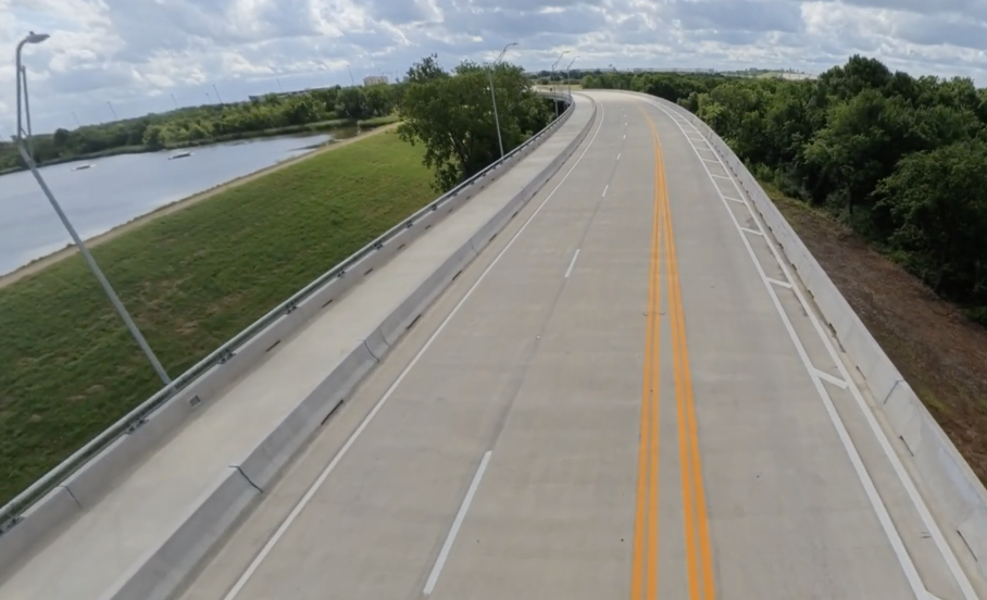 VIDEO: DFW Airport completes long-planned East-West Connector roadway ...